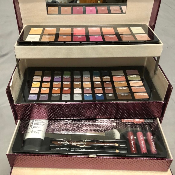 Ulta Beauty | Makeup | Nwt Ulta Beauty Flirty Flawless 76 Piece Set ...